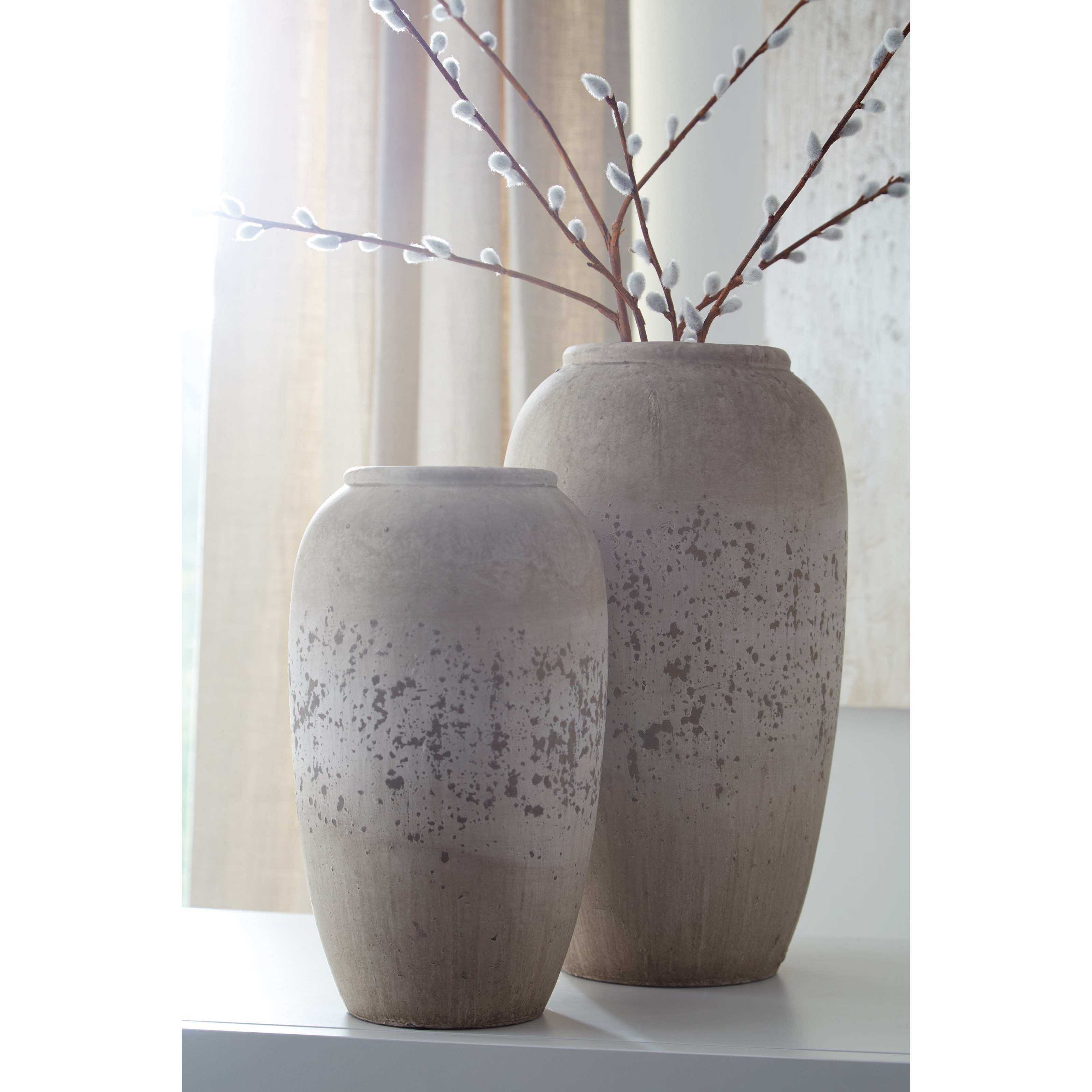 Signature Design by Ashley Accents Dimitra Brown/Cream Vase Set | Royal ...