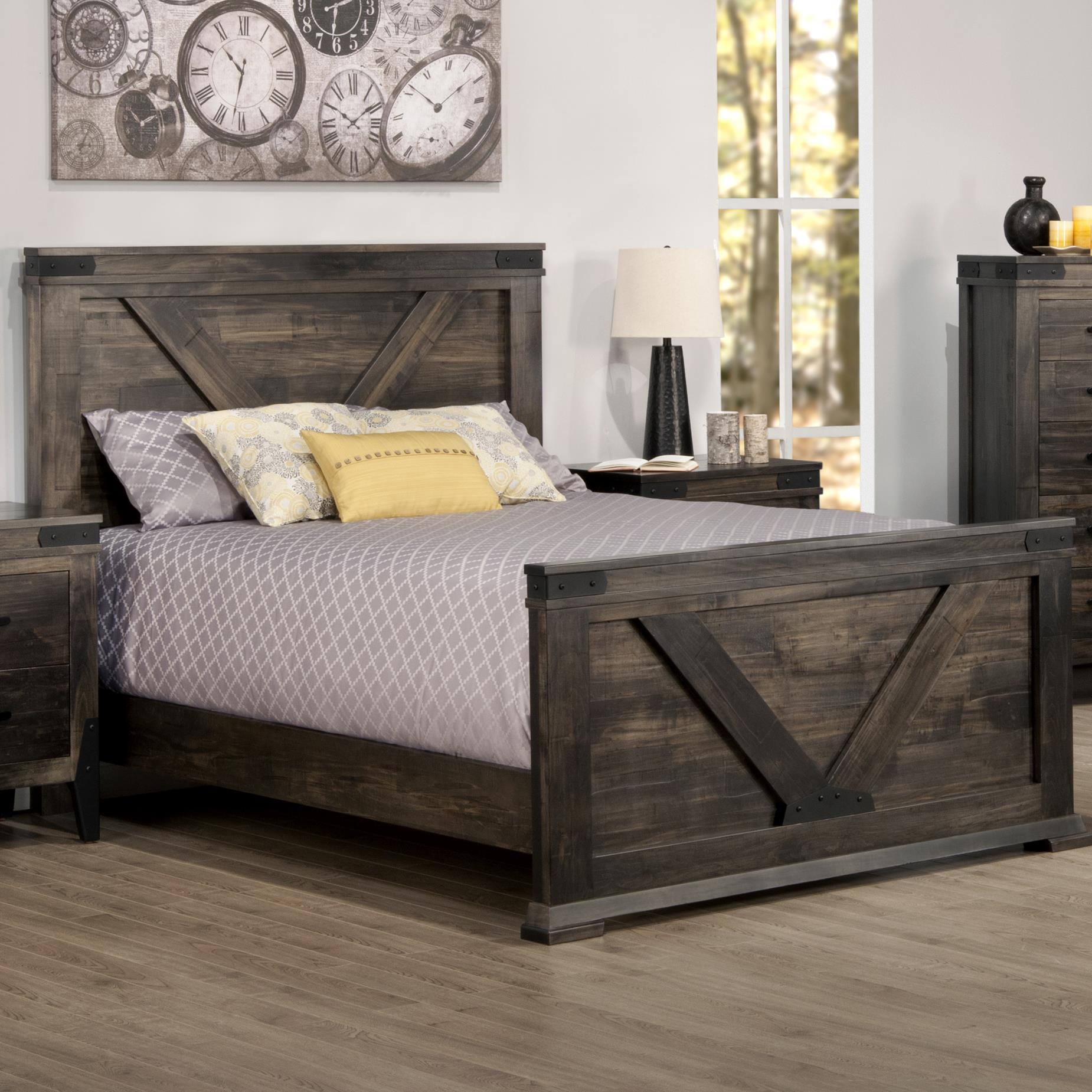 Handstone Chattanooga N-CH-Q Queen Bed with Tall Footboard and Metal ...
