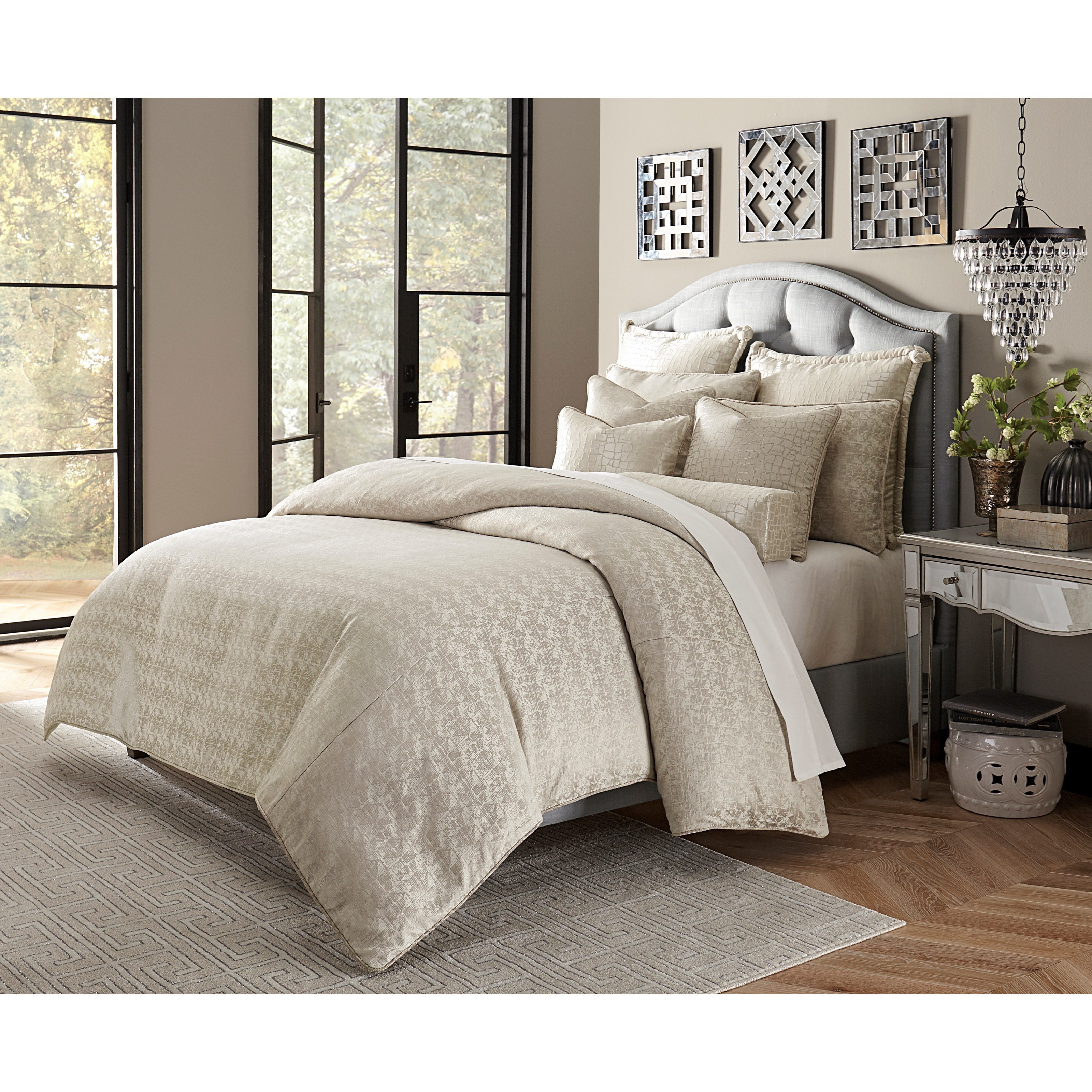 Michael Amini Distinctive Bedding Designs 9-Piece Queen Comforter Set ...